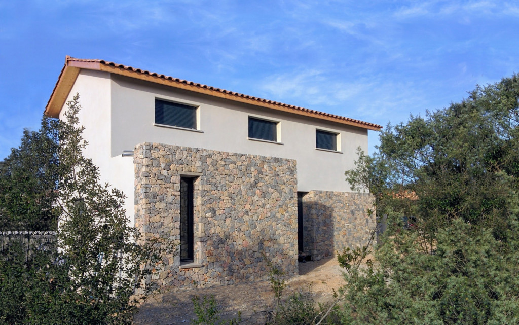 Maison individuelle "Entre murs", par THOMAS DEVOGELE